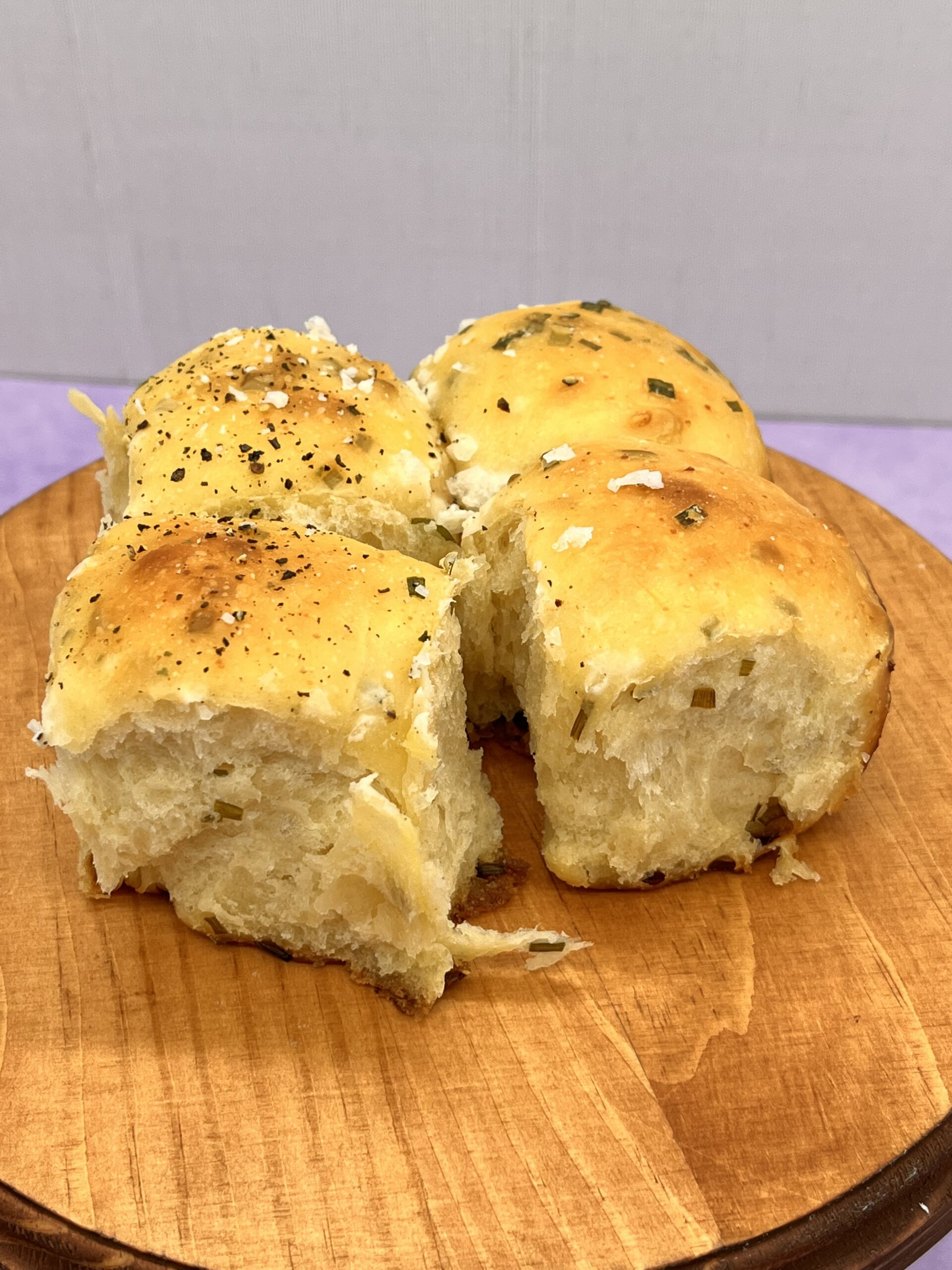 Pull apart rolls recipe w/ Sour Cream & Chives - Trophy Husband Bake Shop